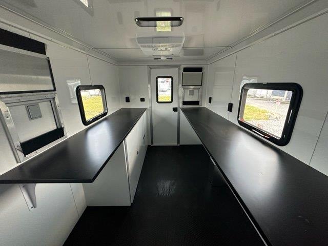 Buy an Enclosed Trailer Online | Trailer Superstore